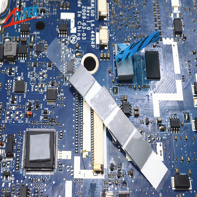 สีเทา 1.5 มม ซิลิโคน สายนําความเย็น ผิวหน้าวัสดุ Soft Gpu Cpu Led ...